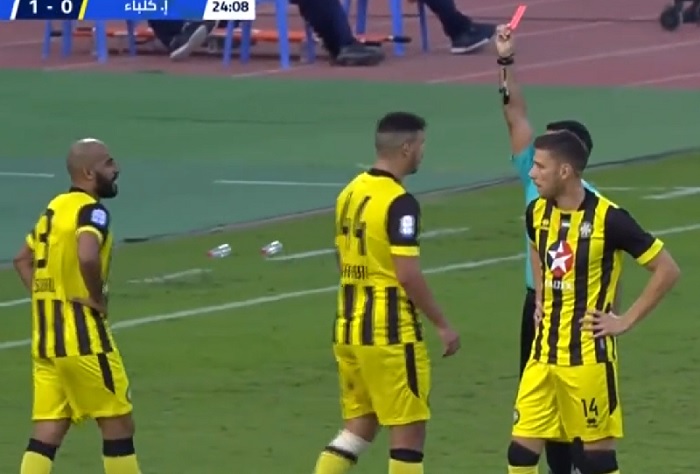 مجيدي: دكة بدلاء الشارقة ضغطت على الحكم | دبي الرياضية